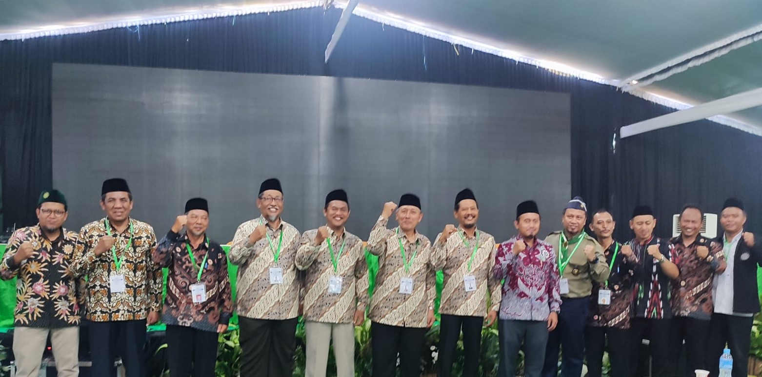 Thoha Mahsun Nakhoda Baru PD Muhammadiyah, Inik Hikmatin Pimpin ...